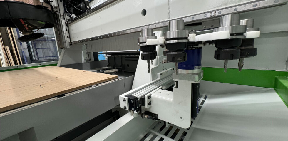 Découpe CNC 5 axes - RJAM - Découpe CNC bois et matériaux rigides